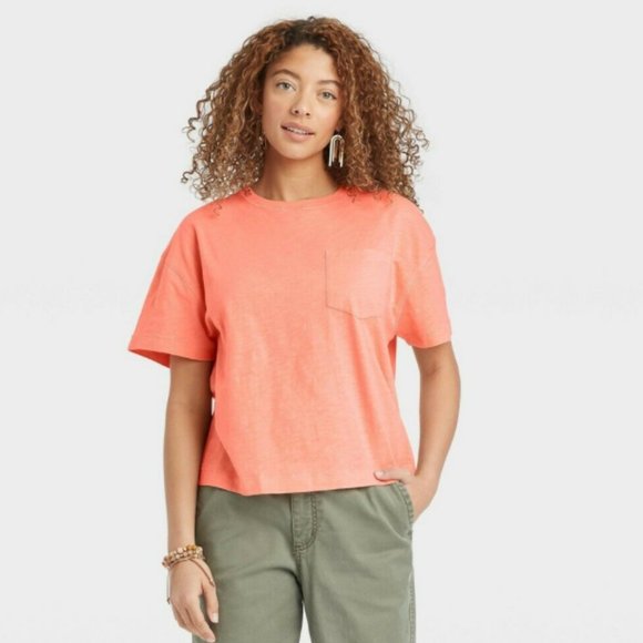 Universal Thread | Tops | Universal Thread Womens Short Sleeve Boxy ...